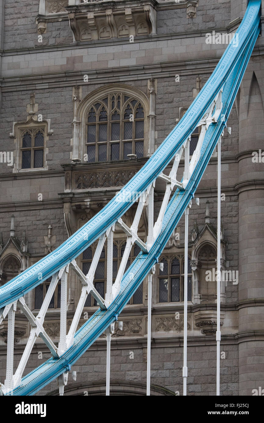 Two robust towers hi-res stock photography and images - Alamy