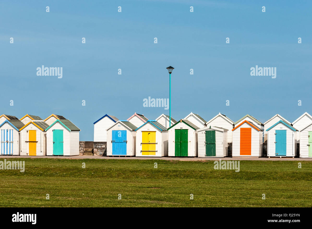 Beach huts at goodrington beach hi-res stock photography and images - Alamy