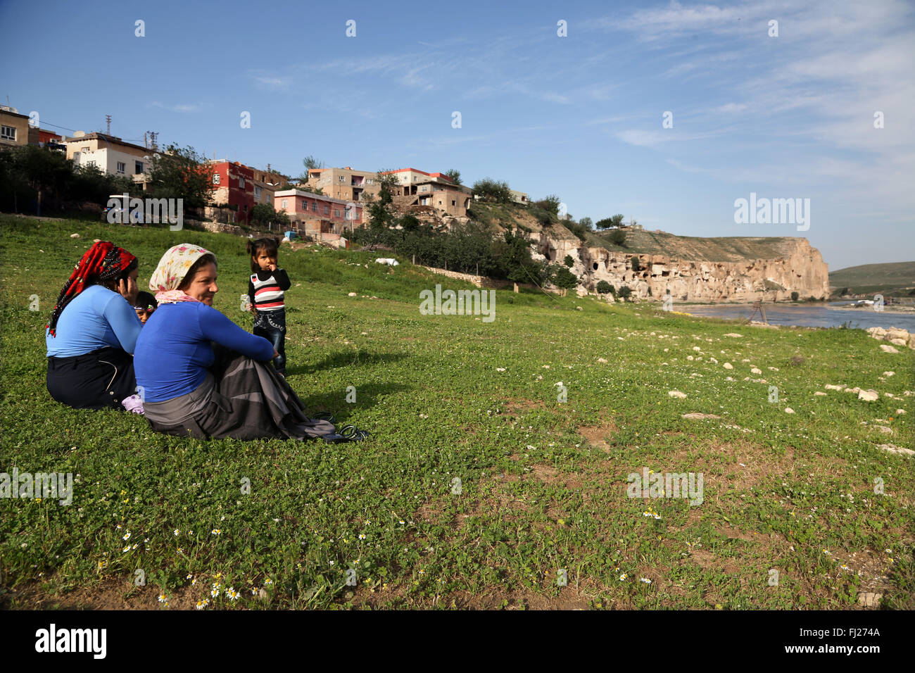 Hasankeyf hi-res stock photography and images - Alamy