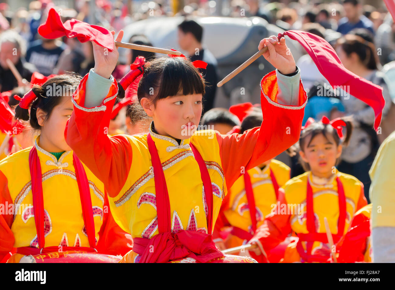 Chinese parade carnival hi-res stock photography and images - Alamy