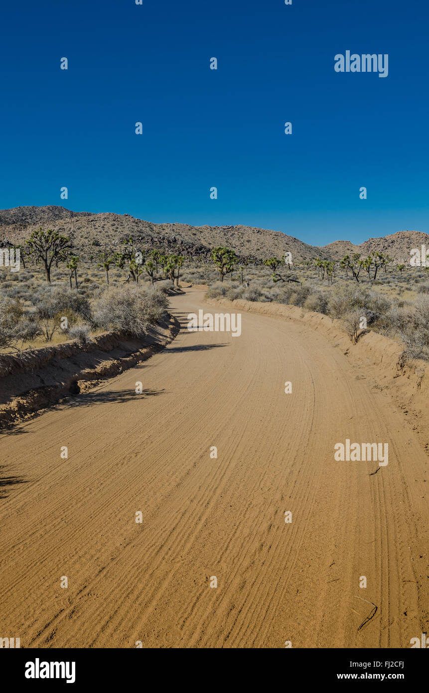 Sandy dirt road hi-res stock photography and images - Alamy