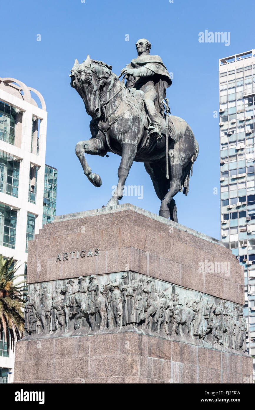 General Artigas Monument Plaza de Independencia Montevideo Uruguay ...