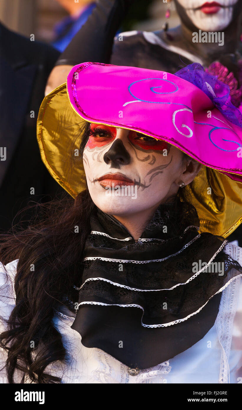 LA CALAVERA CATRINA or Elegant Skull, is the icon of the DAY OF THE ...