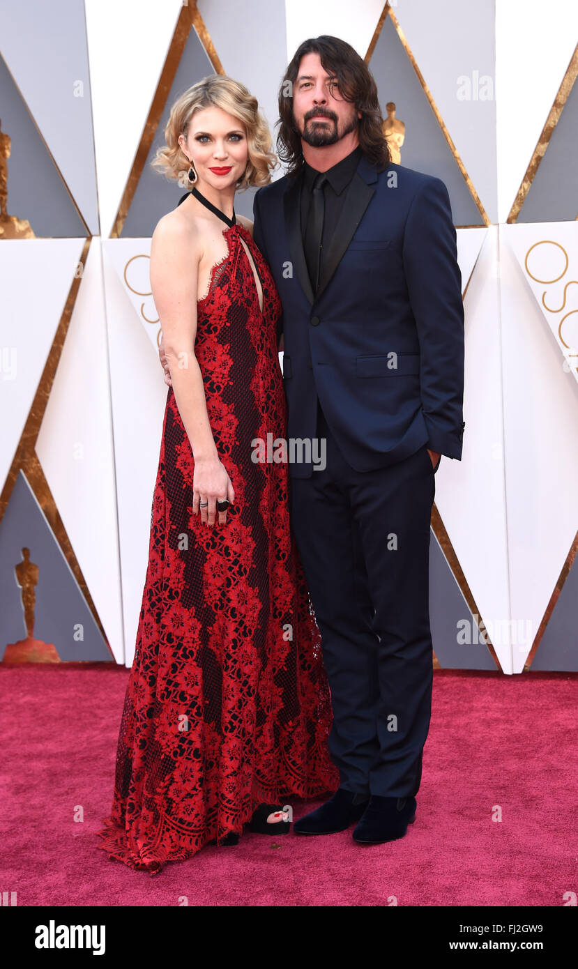 Hollywood, California, USA. 28th Feb, 2016. Singer DAVE GROHL and wife ...