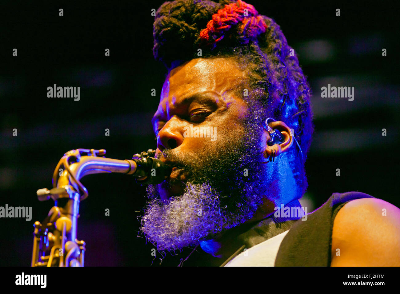CASEY BENJAMIN performs with the ROBERT GLASPER EXPERIMENT on the main ...