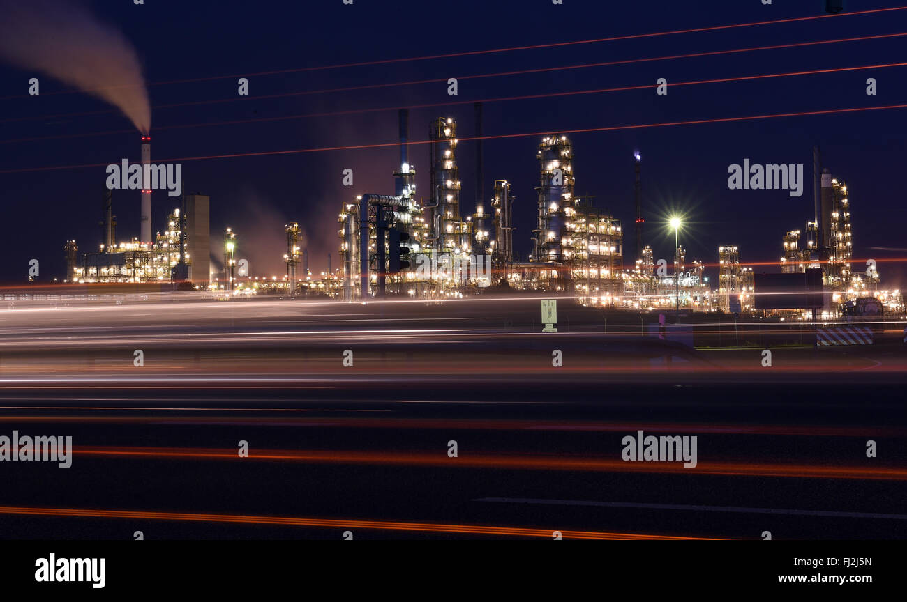 Leuna, Germany. 23rd Feb, 2016. A view of the refinery from Total in ...
