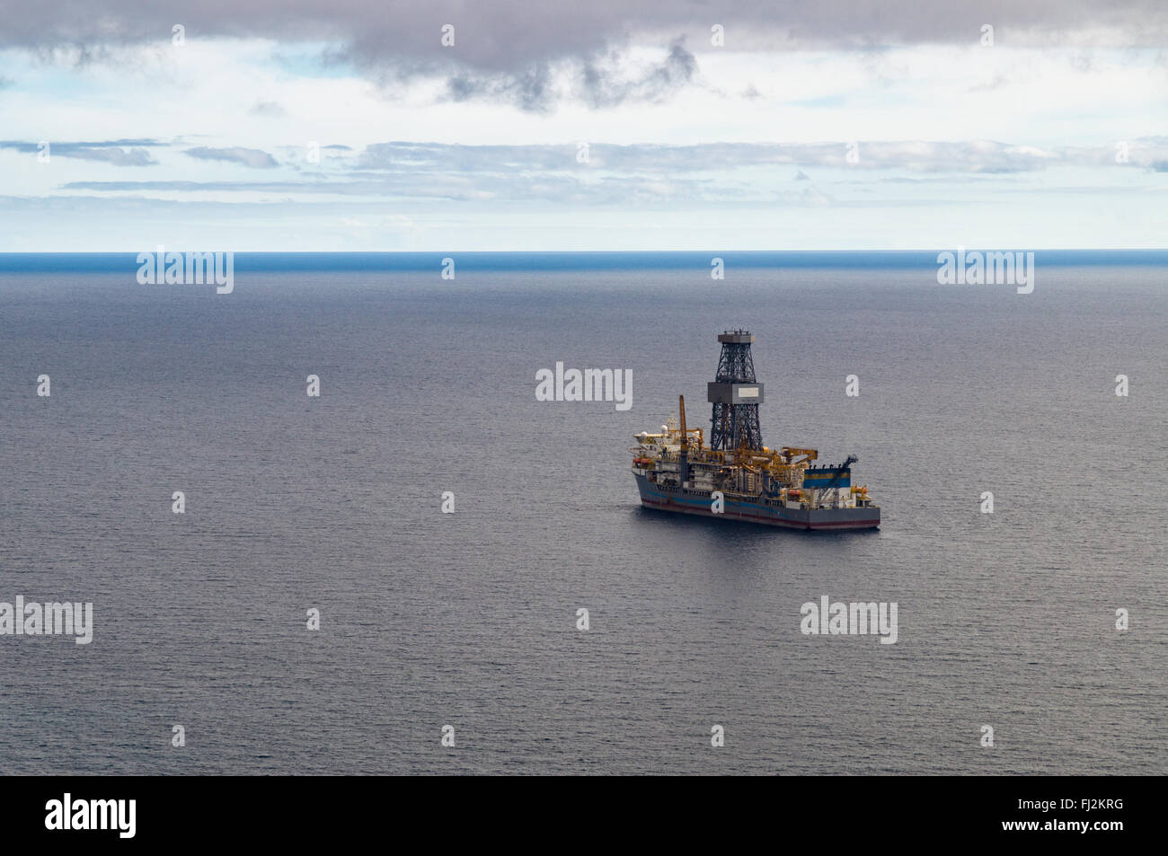 Offshore heavy crane rig hi-res stock photography and images - Alamy