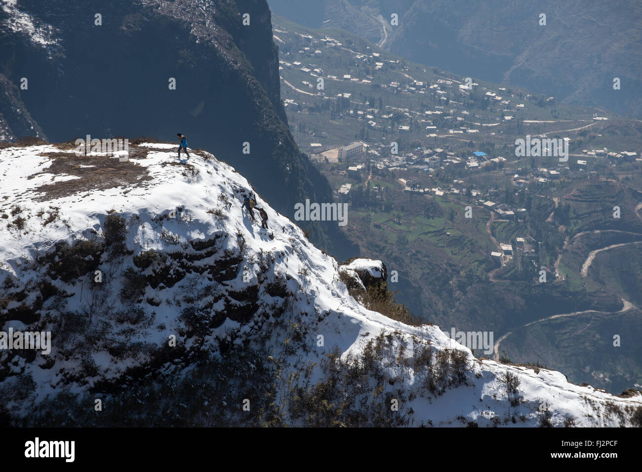 Zhaotong, China's Yunnan Province. 27th Feb, 2016. Tourists climb a ...
