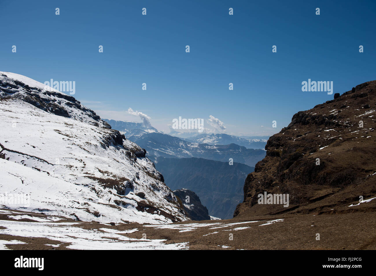 Zhaotong. 27th Feb, 2016. Photo taken on Feb. 27, 2016 shows the ...