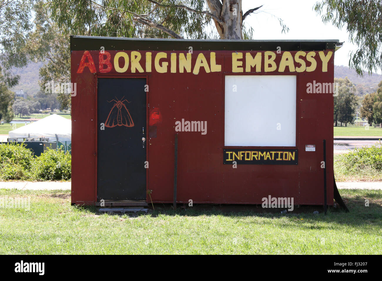 Aboriginal hut australia hi-res stock photography and images - Alamy