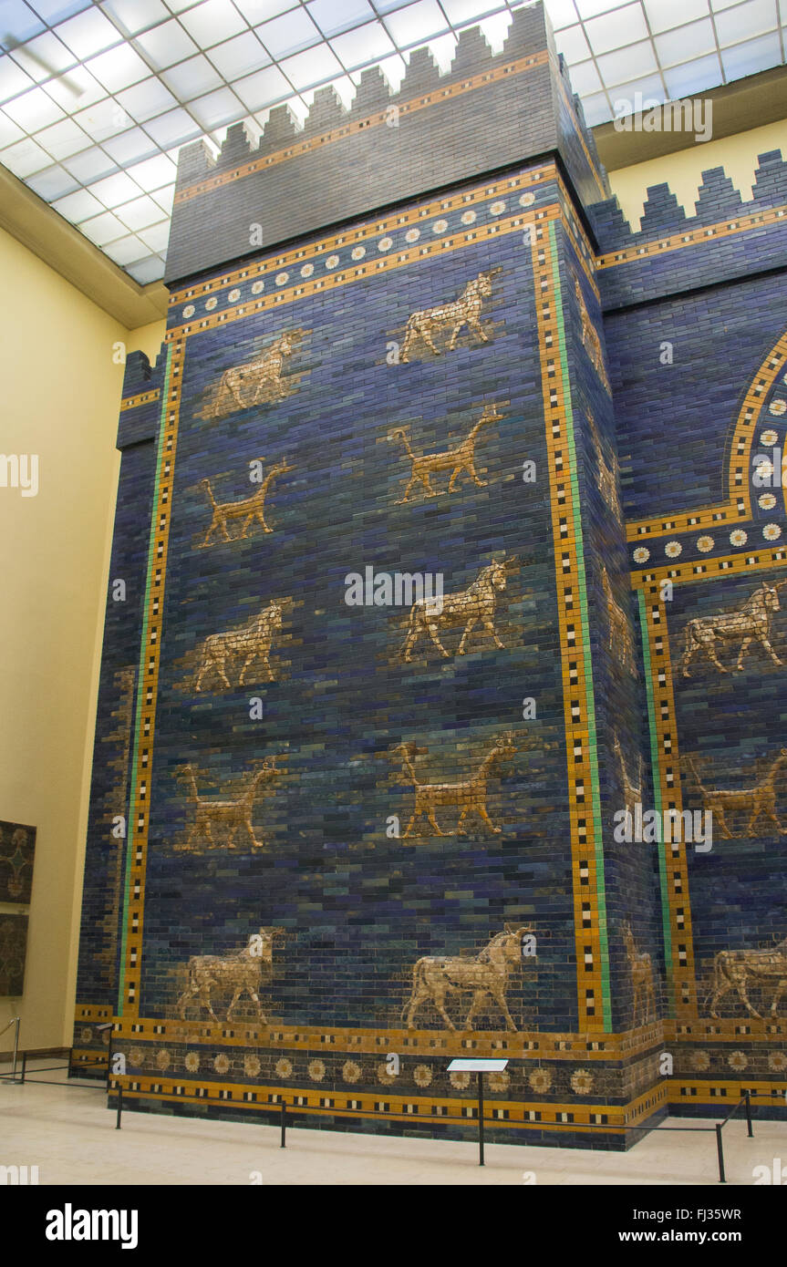 Ishtar Gate, Pergamon Museum Stock Photo - Alamy