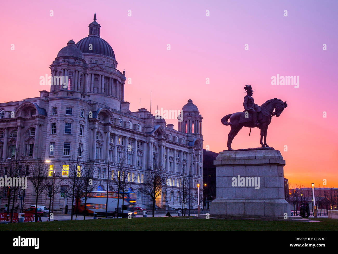 Pre history stone statue in england hi-res stock photography and images ...