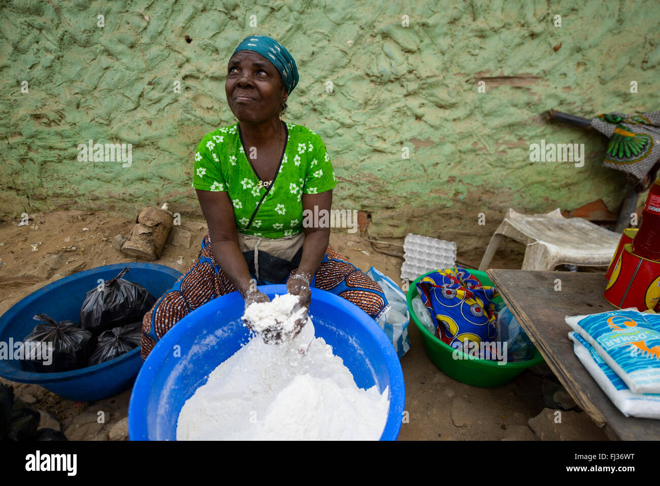 Life in Bairro Rangel, Luanda, Angola, Africa Stock Photo - Alamy
