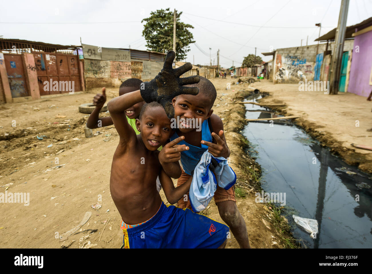 Life in Bairro Rangel, Luanda, Angola, Africa Stock Photo - Alamy