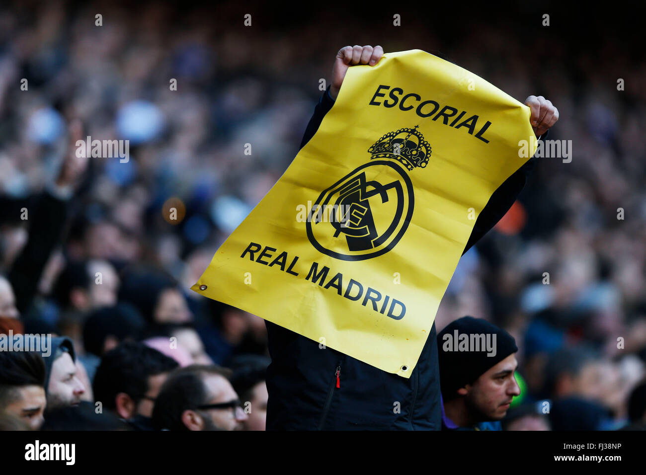 Real madrid fan hi-res stock photography and images - Alamy