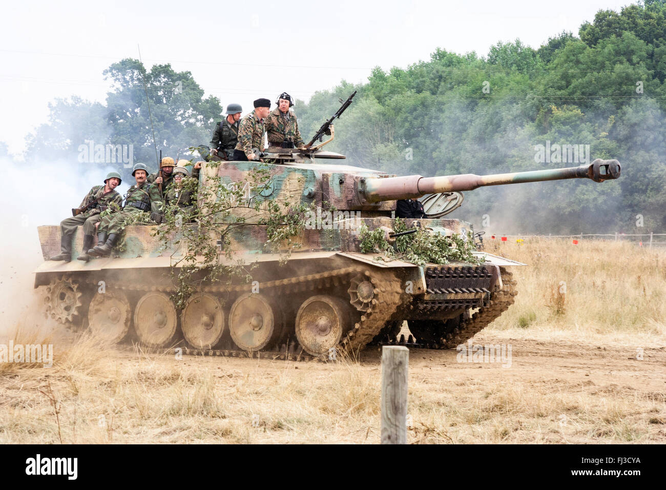 Ww2 german tiger tank hi-res stock photography and images - Alamy
