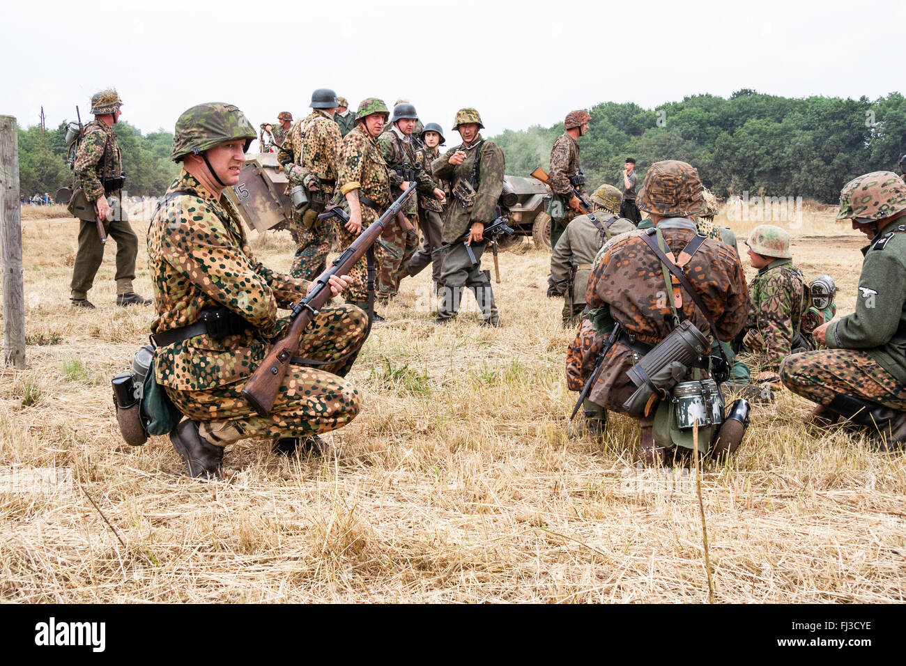 Camouflage uniforms of the waffen ss hi-res stock photography and ...