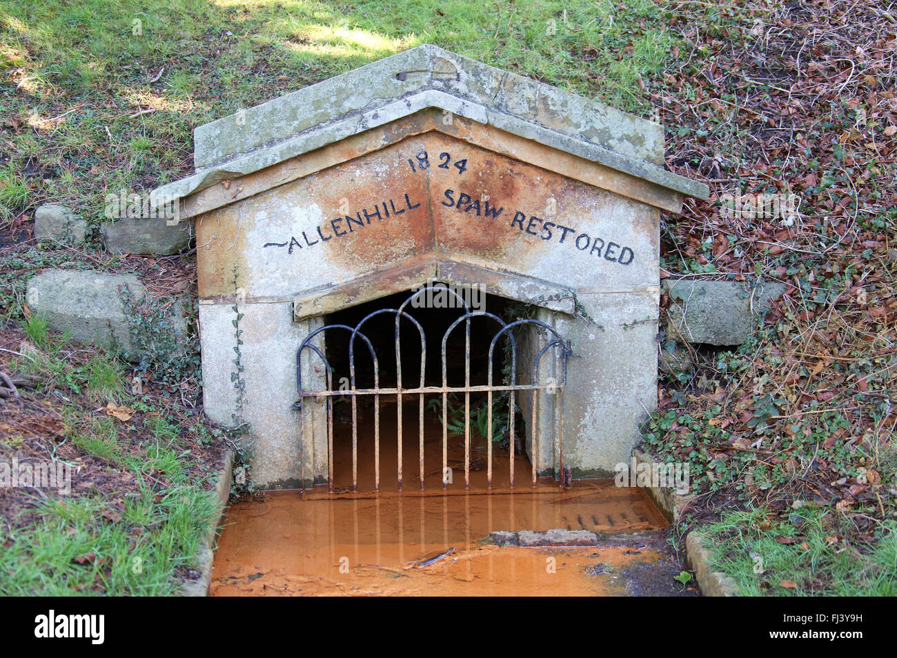 Chalybeate spring derbyshire hi-res stock photography and images - Alamy