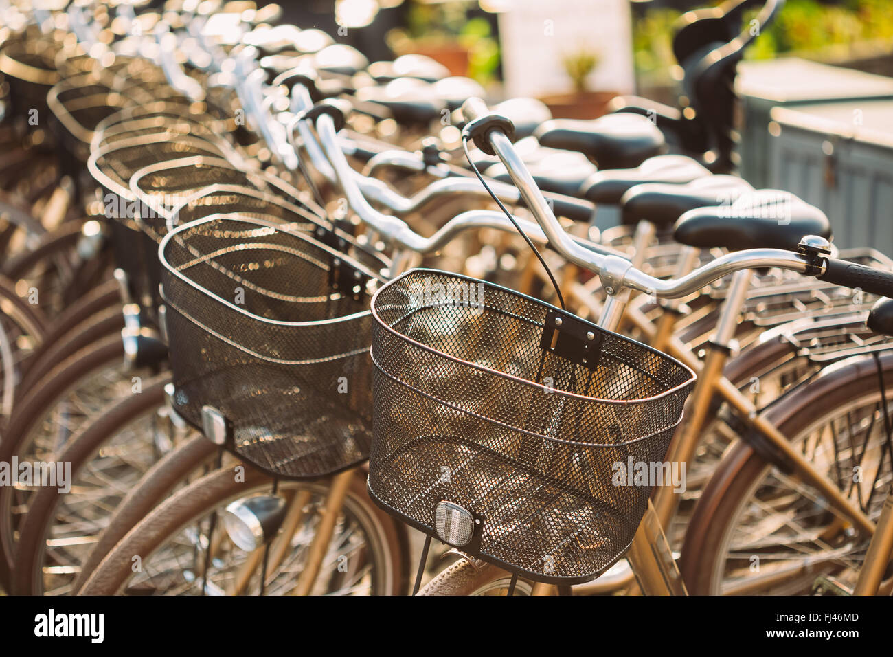 Row of city bicycles hi-res stock photography and images - Alamy