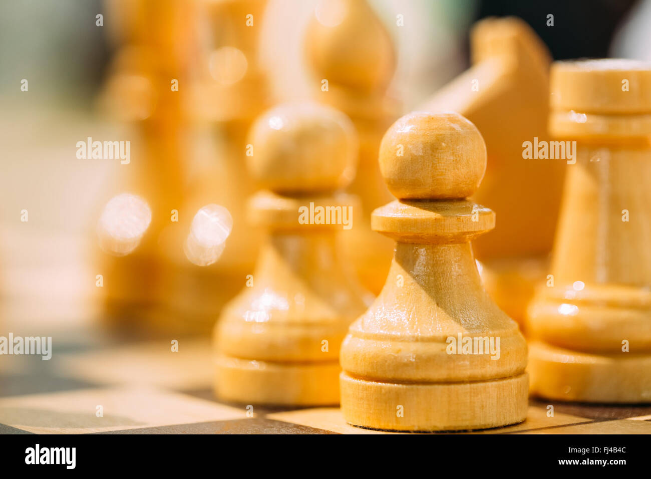 Vintage chess hi-res stock photography and images - Alamy