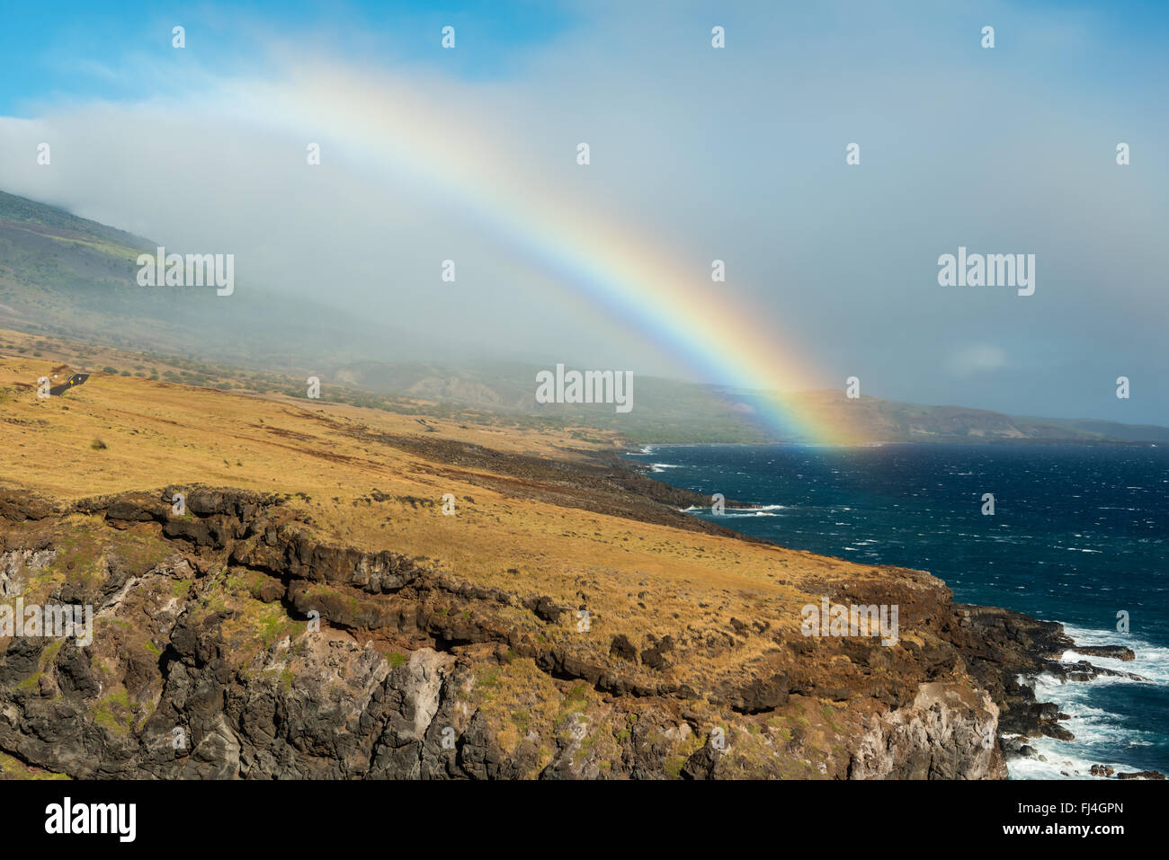 rainbow maui hawaii Stock Photo - Alamy