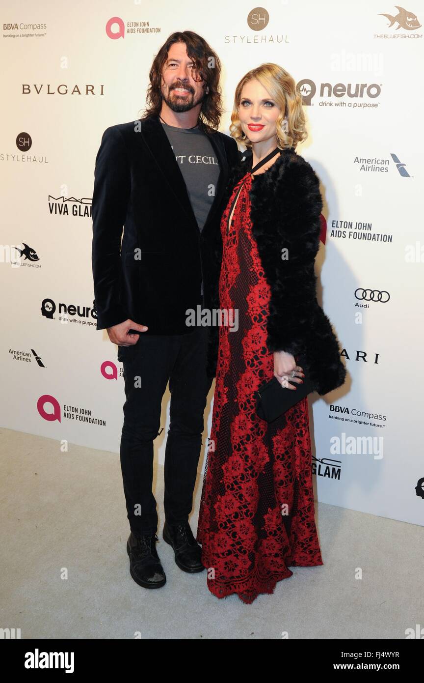 Los Angeles, CA, USA. 28th Feb, 2016. David Grohl, Jordyn Blum at ...