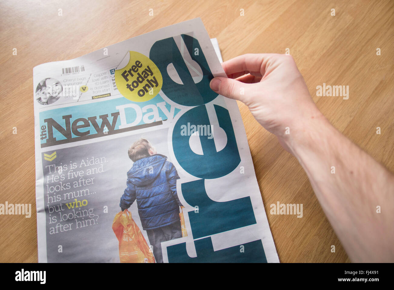 Newspaper freebie hi-res stock photography and images - Alamy