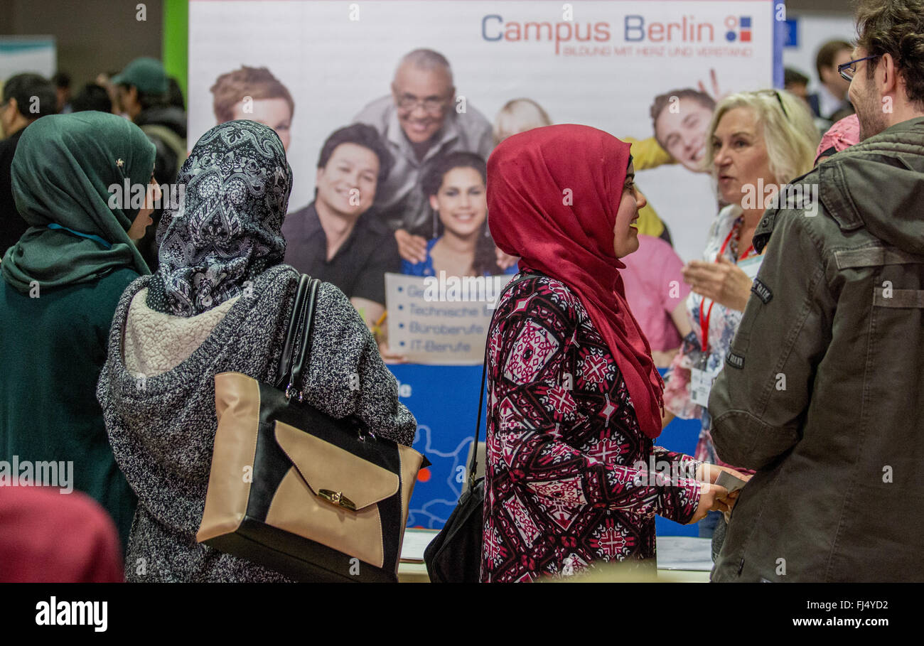 Immigration booth hi-res stock photography and images - Alamy