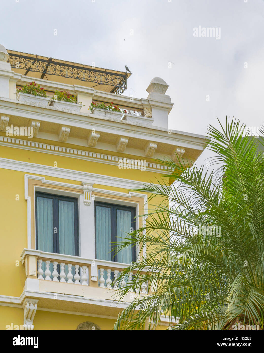 Shot old windows in hi-res stock photography and images - Alamy