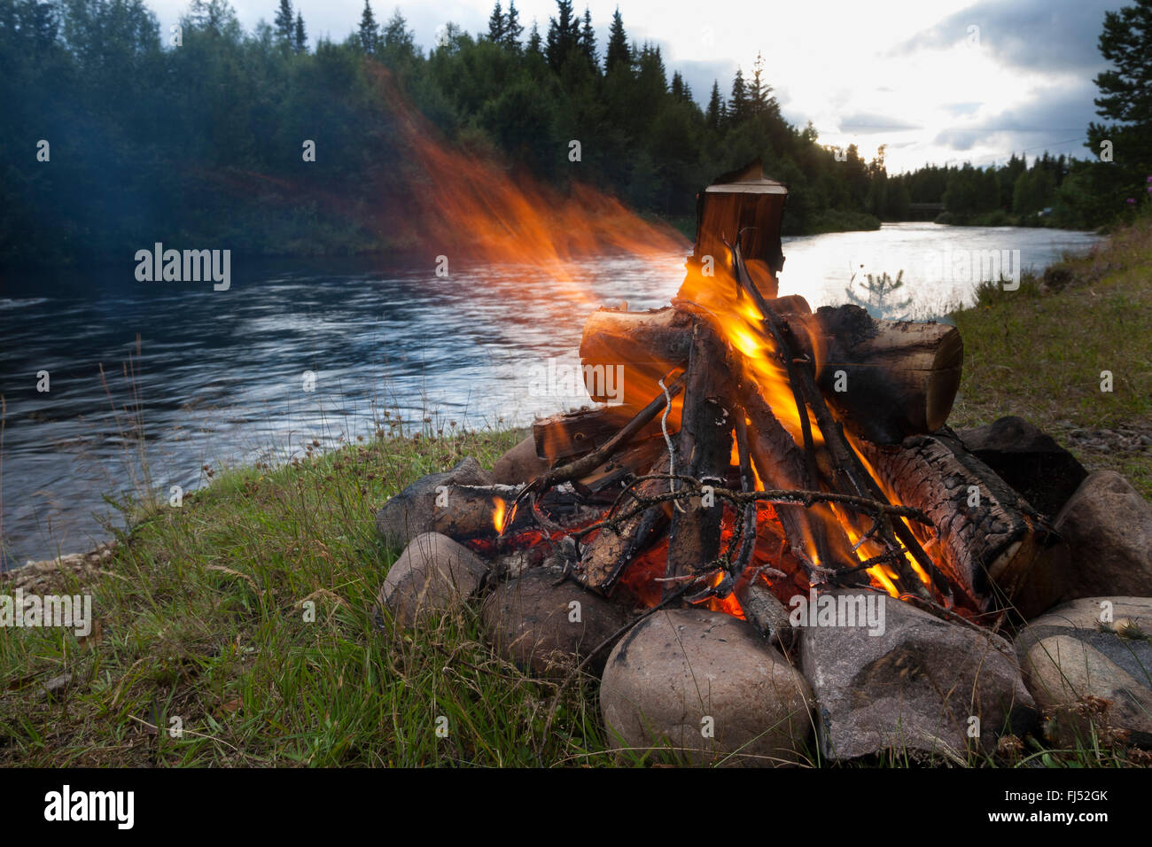 Bonfire branches burns on hi-res stock photography and images - Alamy