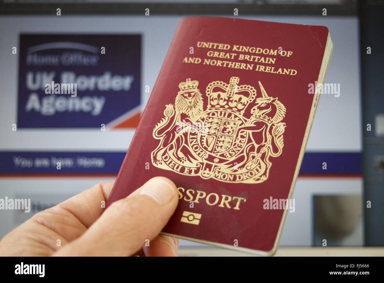 Border controls hi-res stock photography and images - Alamy