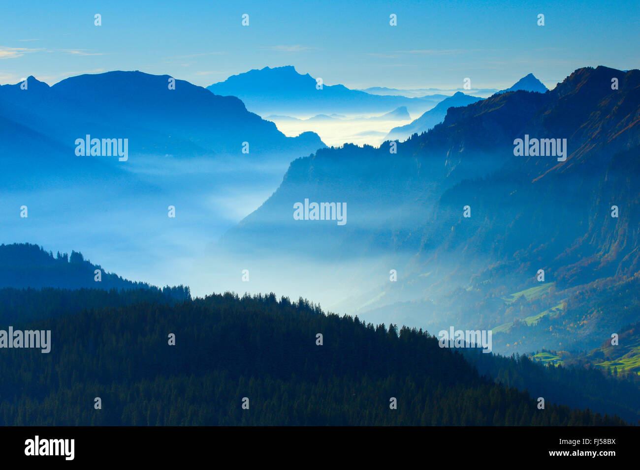Pilatus silhouette hi-res stock photography and images - Alamy