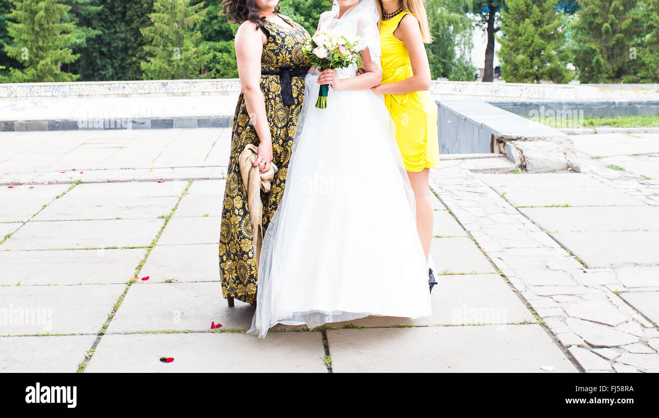 Attractive bride posing three hi-res stock photography and images - Alamy