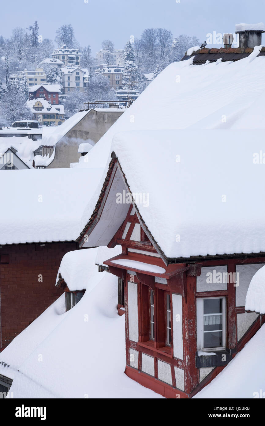 Saddle roof hi-res stock photography and images - Alamy