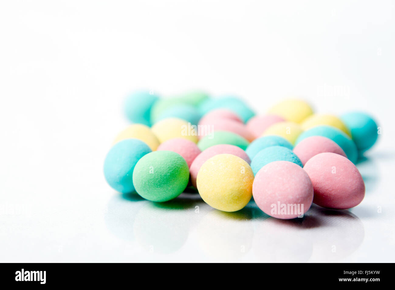 Easter candy hi-res stock photography and images - Alamy