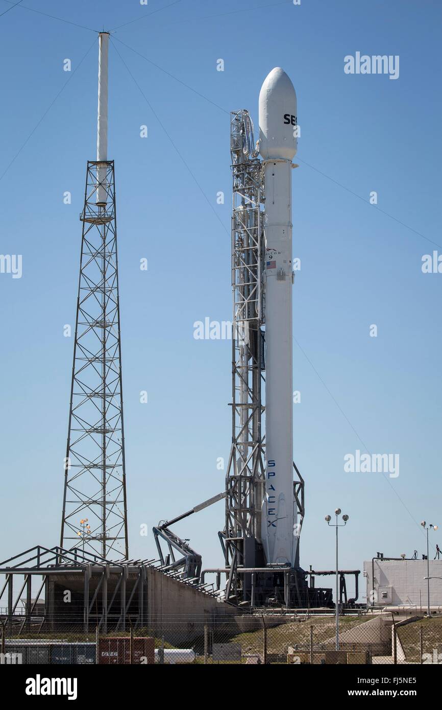 The SpaceX Falcon 9 upgraded higher thrust rocket in position for lift ...