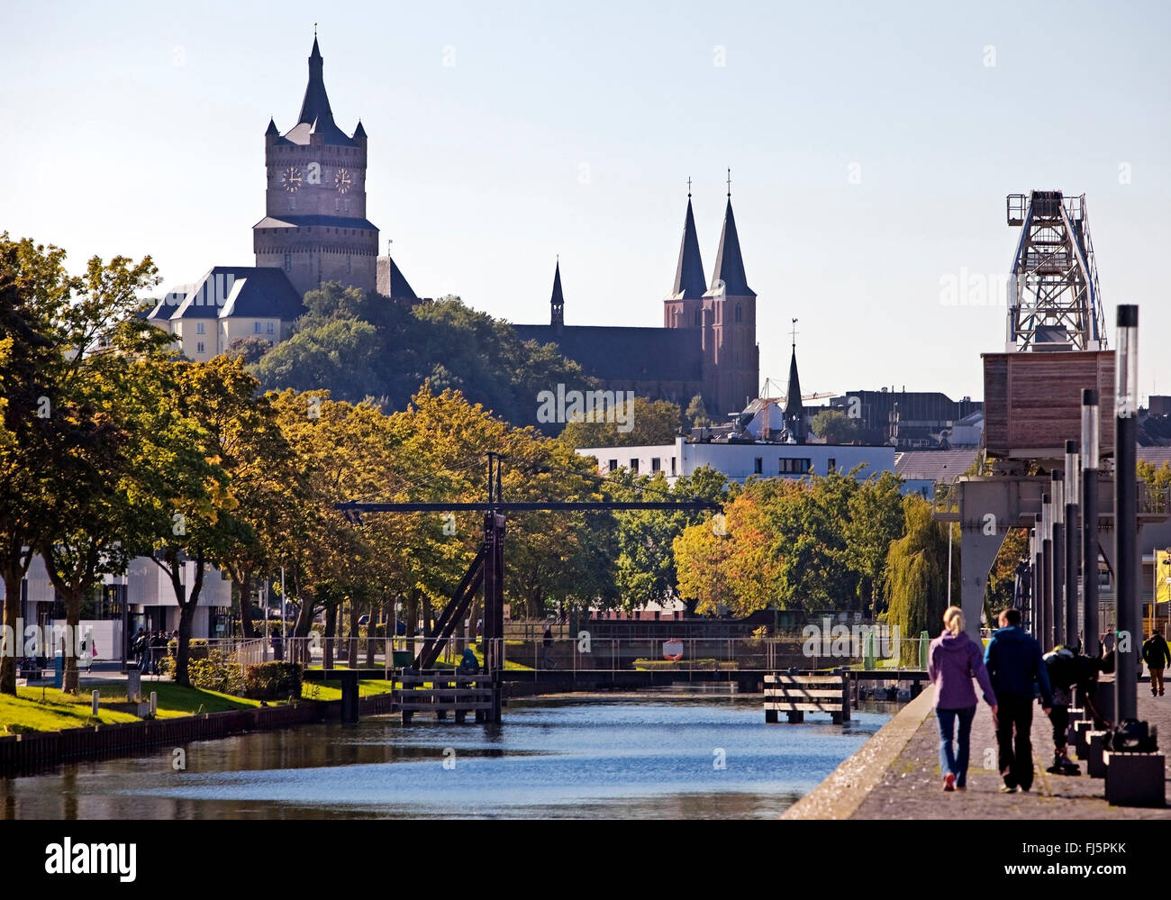 Castle and stiftskirche hi-res stock photography and images - Alamy
