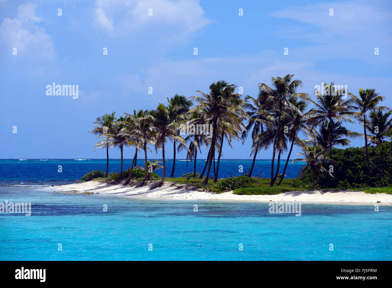 Petit tabac beach hi-res stock photography and images - Alamy