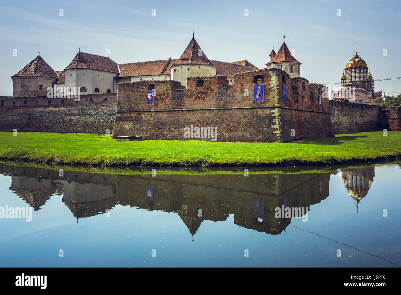 FAGARAS, ROMANIA - JUNE 4, 2015: Fagaras fortress, built around 1310 ...