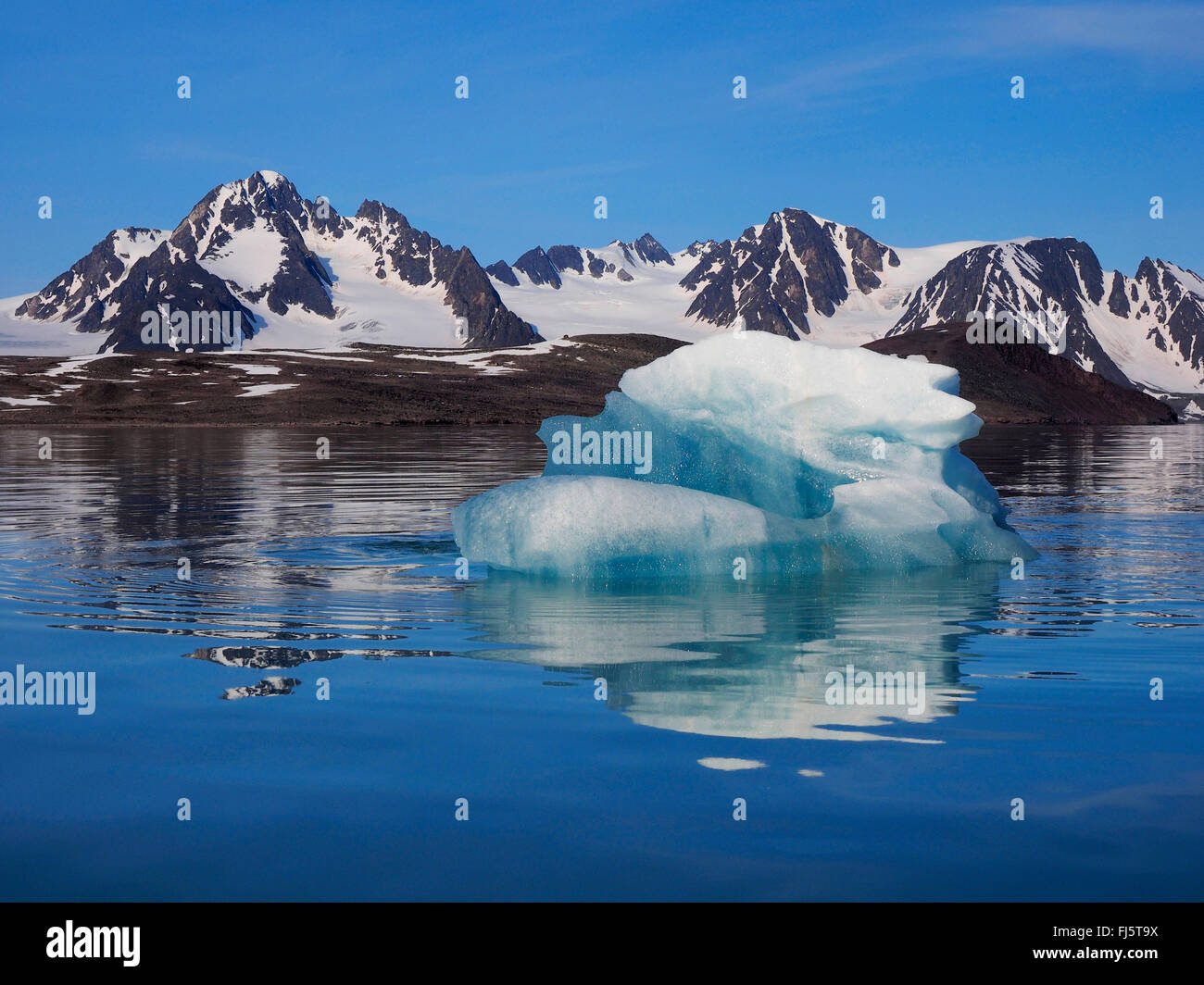 iceberg at the Raudfjord Glacier, Norway, Svalbard Stock Photo - Alamy