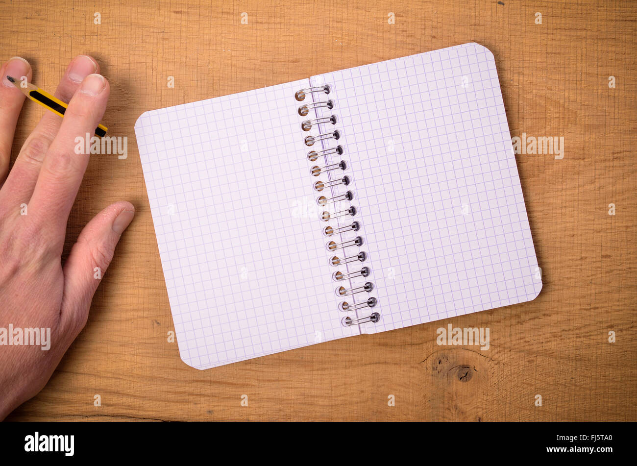 Notebook paper with writing hi-res stock photography and images - Alamy