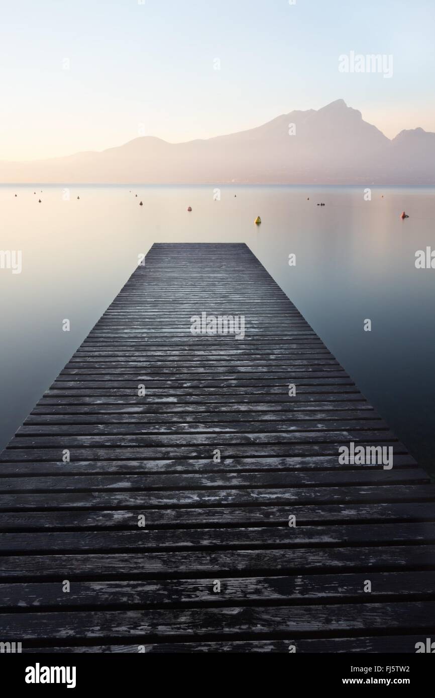 a view of a lake bridge Stock Photo - Alamy