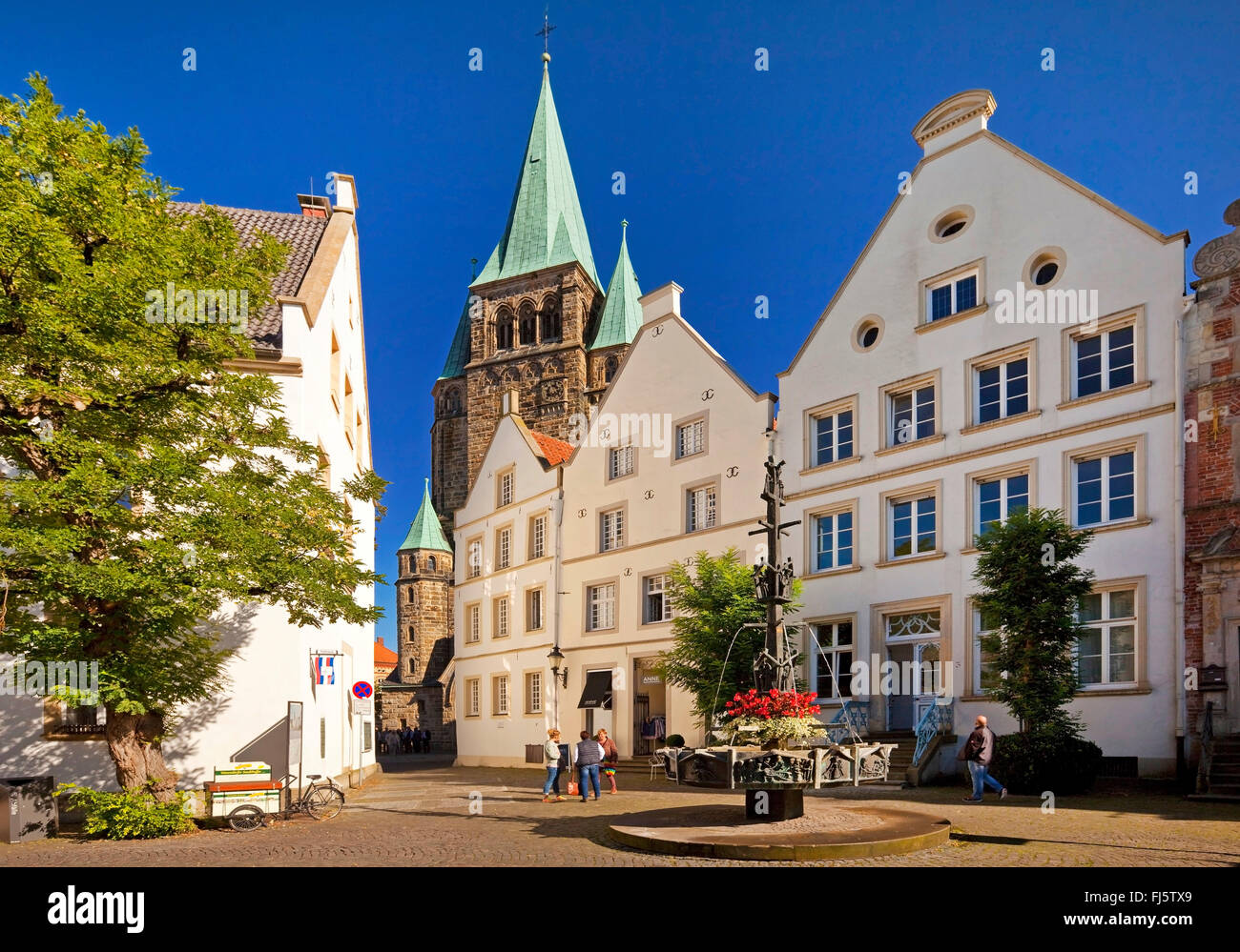 St Laurentius church and market place, Germany, North Rhine-Westphalia ...