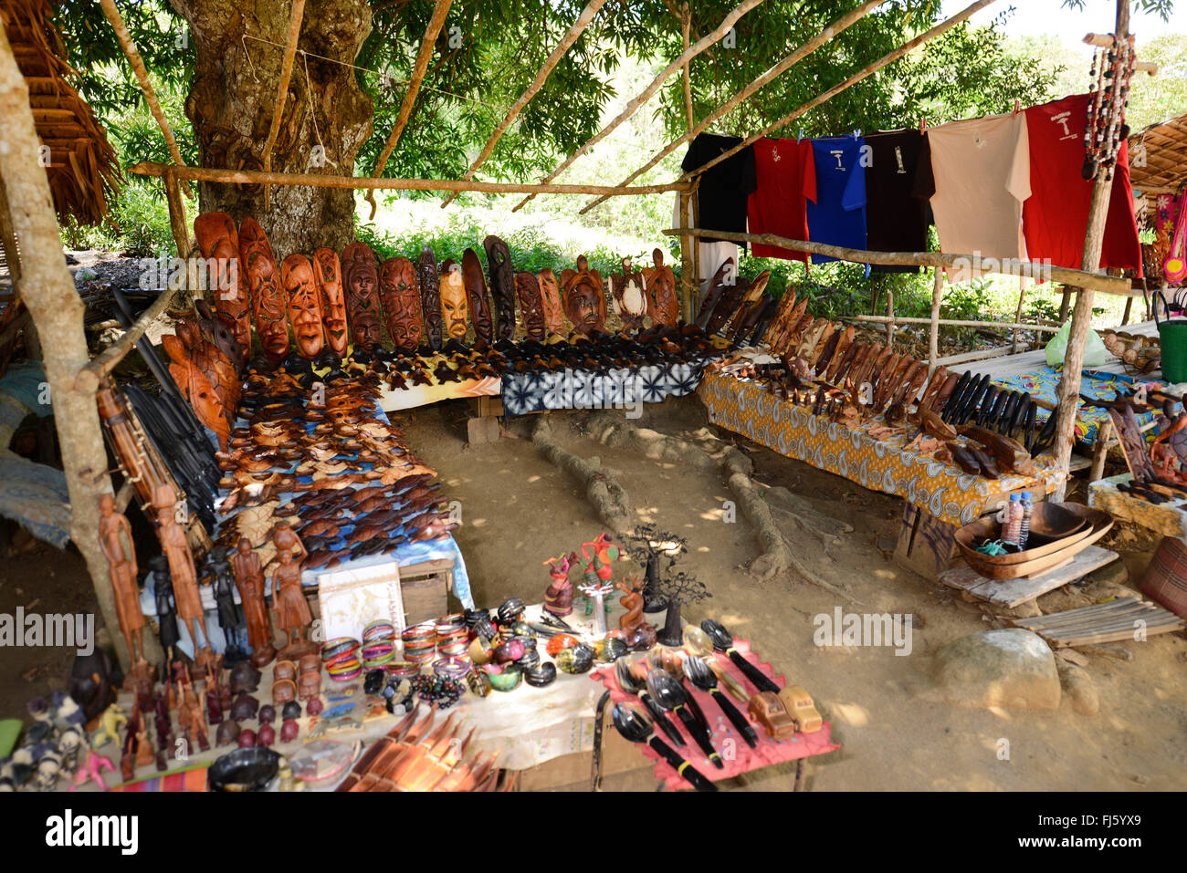 sellling of souvenirs in Madagacar, Madagascar, Nosy Be, Lokobe Reserva ...