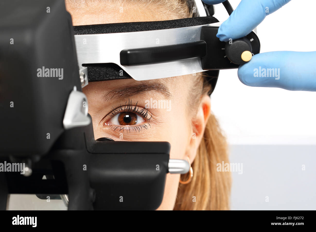 Ophthalmic device hi-res stock photography and images - Alamy