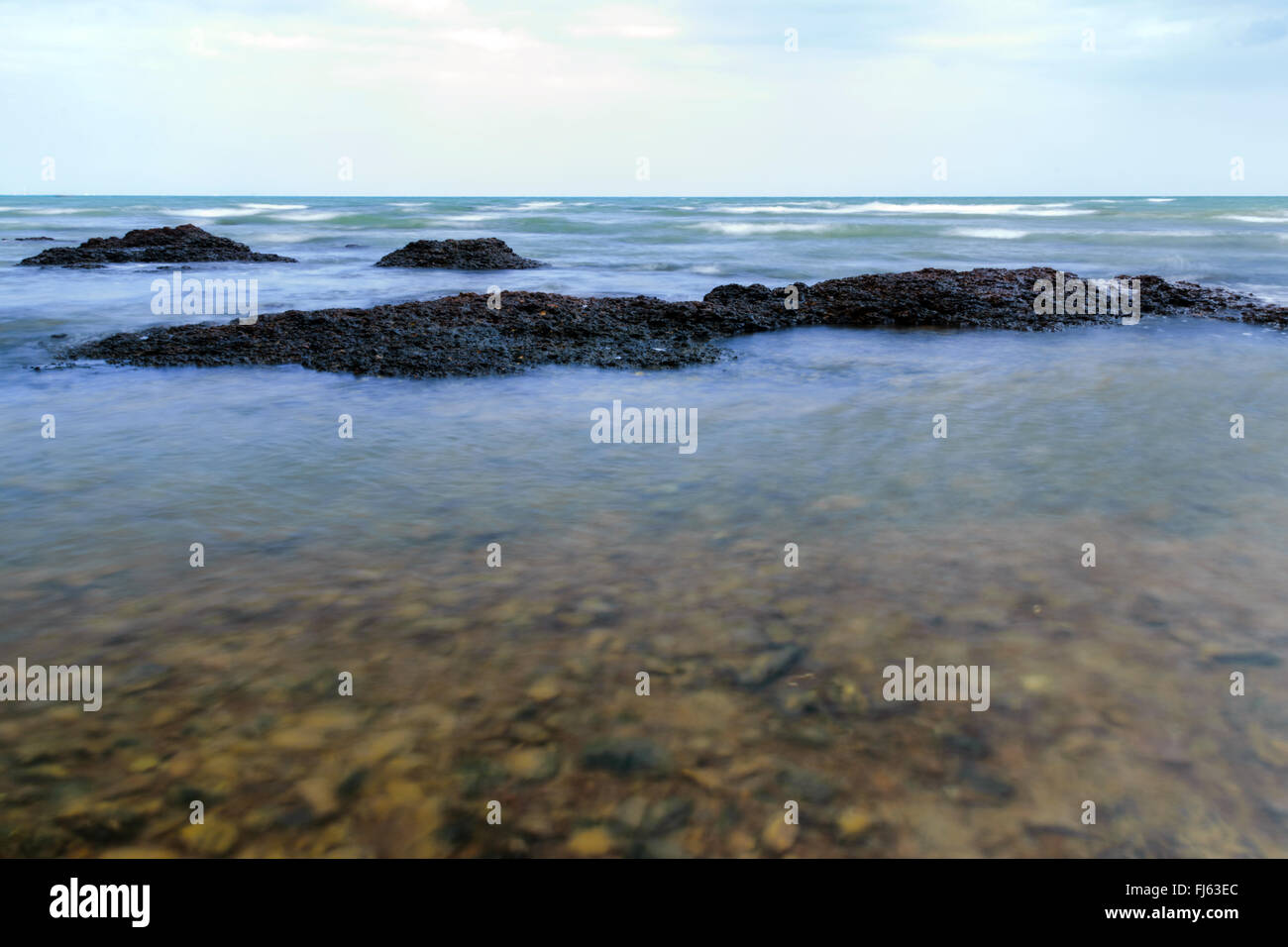 Wave crash boat hi-res stock photography and images - Alamy