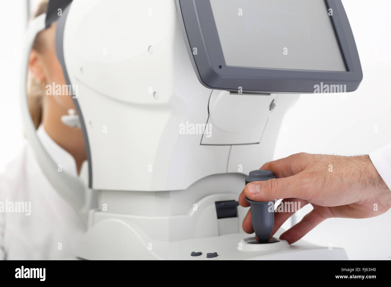 Visual field measurement hi-res stock photography and images - Alamy