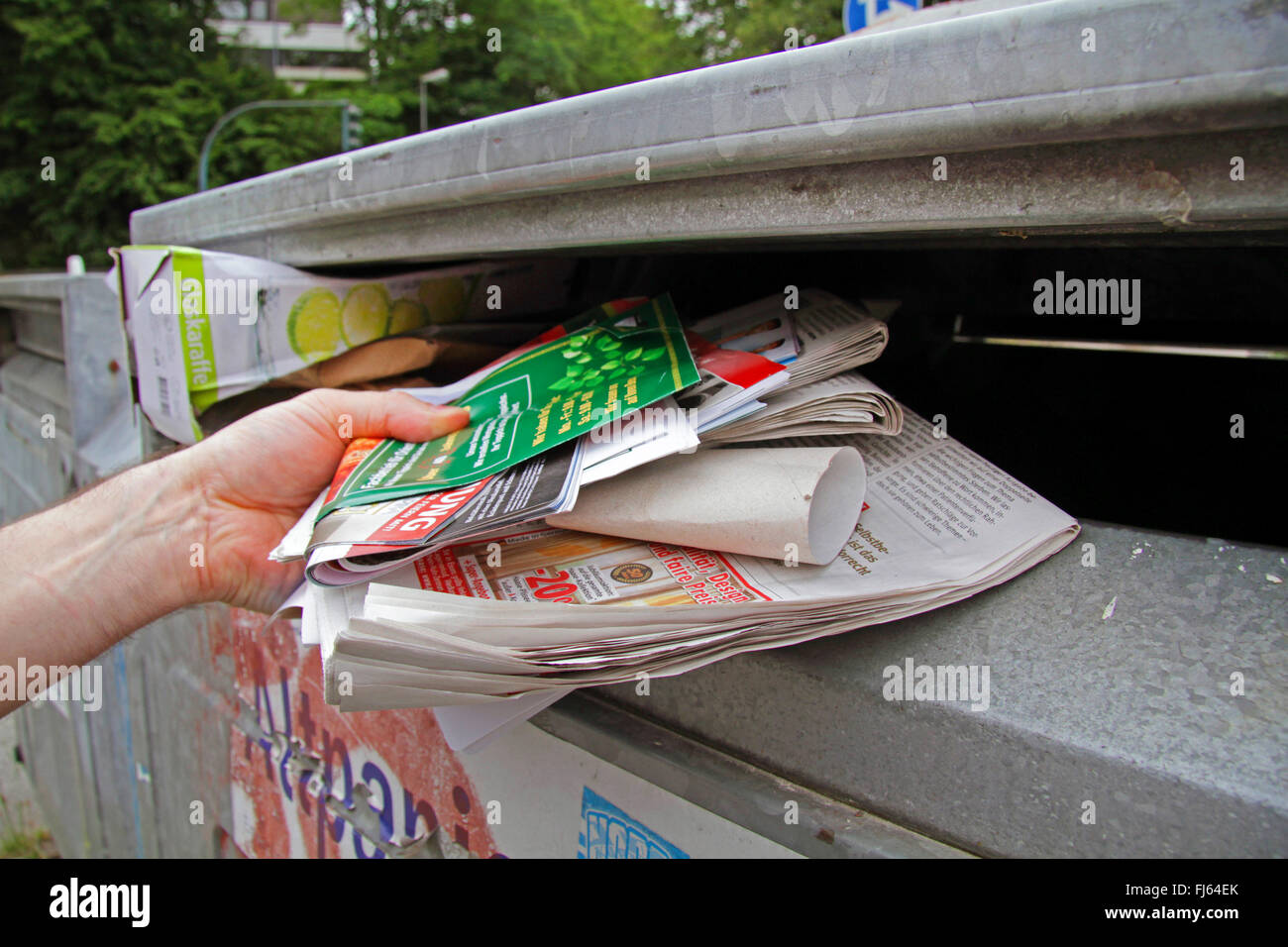 Bank paper hi-res stock photography and images - Alamy