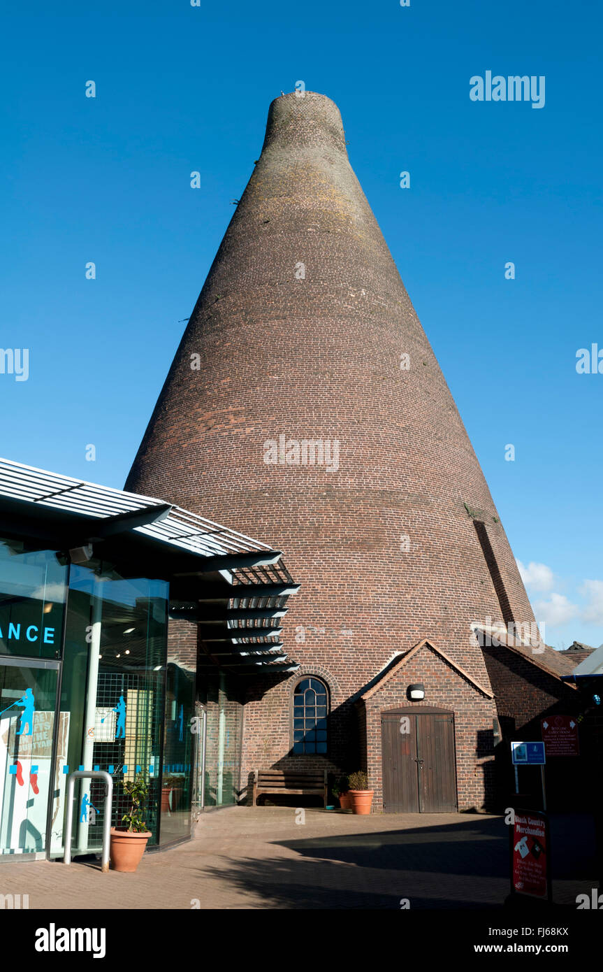 The red house cone hi-res stock photography and images - Alamy