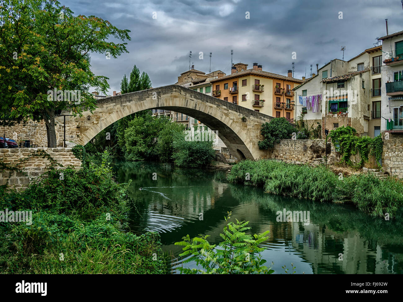 The Puente de la Carcel in Estella-Lizarra, Navarra, Spain Stock Photo ...